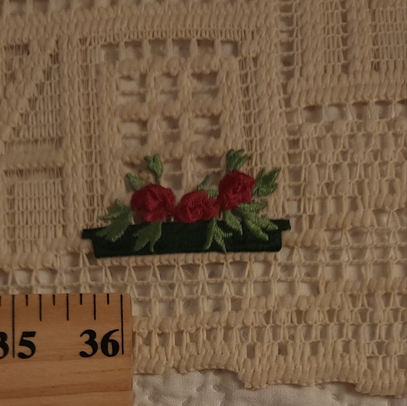 Vintage | Accents | Vintage Heritage Alpine Lace Table Runner | Poshmark
